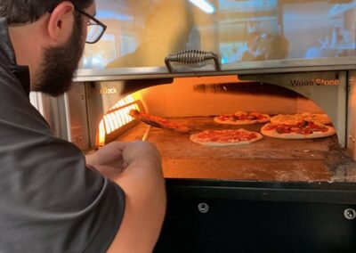 Crispelli's Bakery and Pizzeria | Old world taste with an old world price.