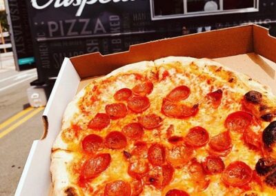 Crispelli's Bakery and Pizzeria | Old world taste with an old world price.